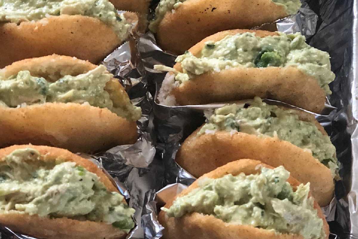 Issa's Venezuelan Food - Hanover Park, IL Restaurant | Menu + Delivery ...