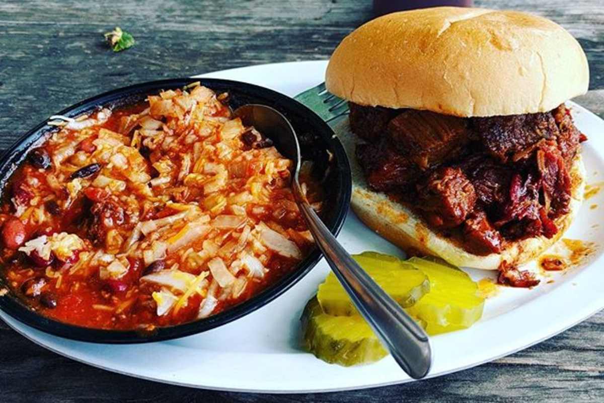 Woodyard Bar-B-Que Delivery Menu | Order Online | 3001 Merriam Lane ...