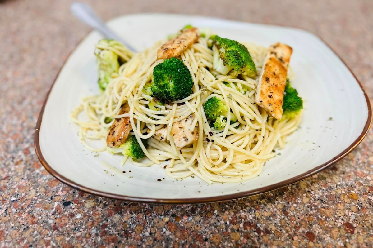 Roma's Italian Kitchen Delivery Menu | Order Online | 4637 Hedgcoxe Rd ...