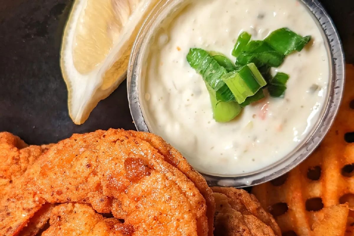 The Locker Room Bar & Grill Delivery Menu | Order Online | 4702 Ennis ...