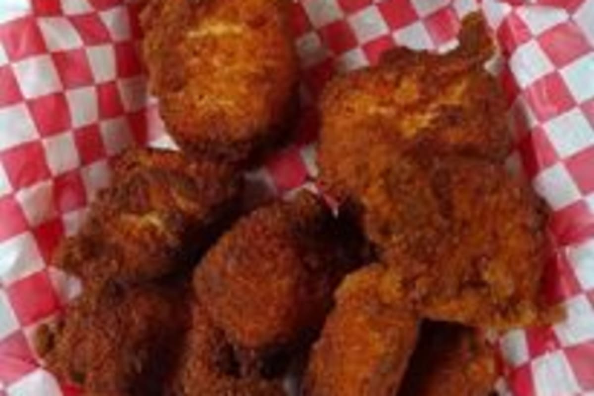 Frost Bar n Grille - Middlefield, OH Restaurant | Menu + Delivery ...