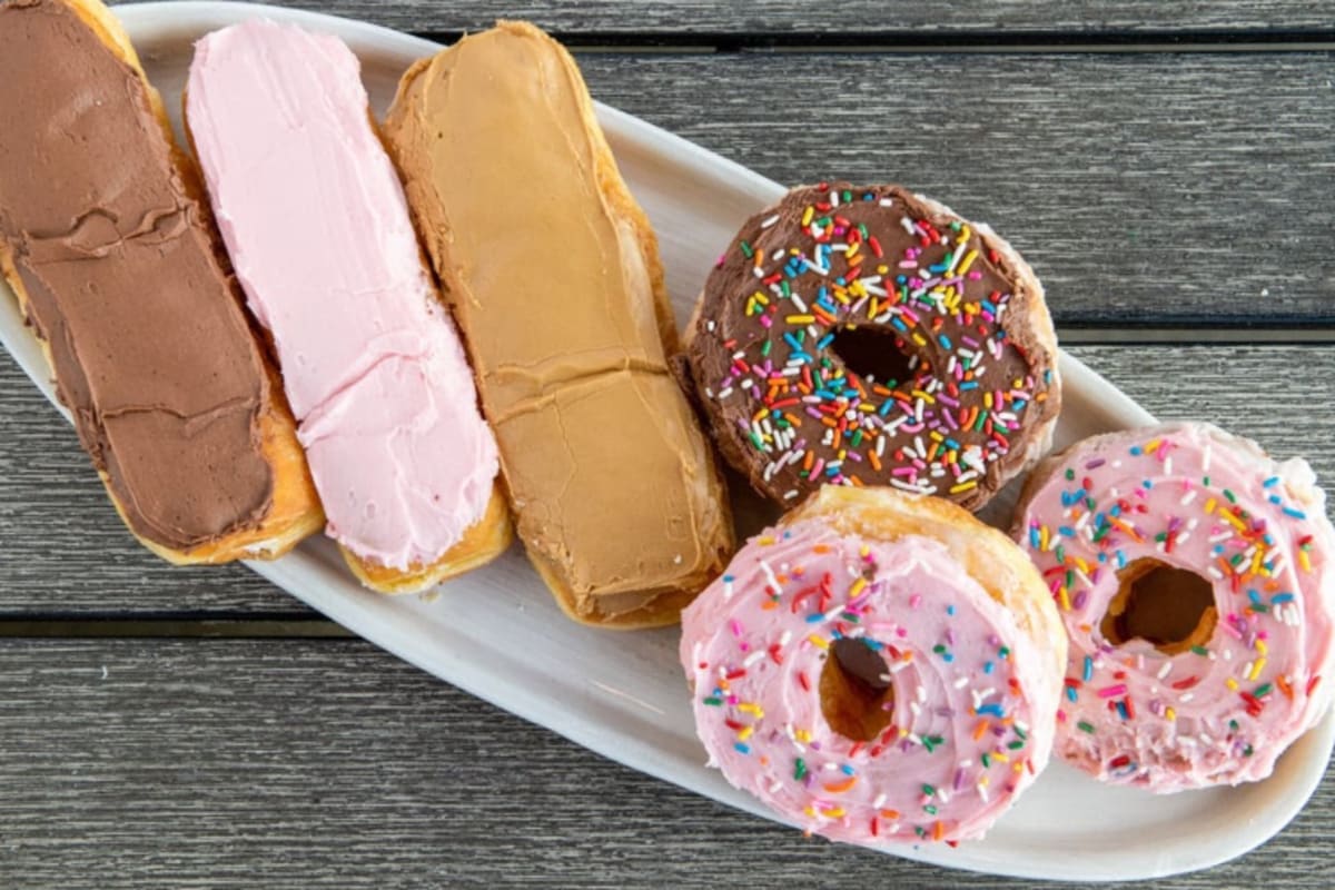 Jeff's Donuts Delivery Menu | Order Online | 6405 Bardstown Rd ...