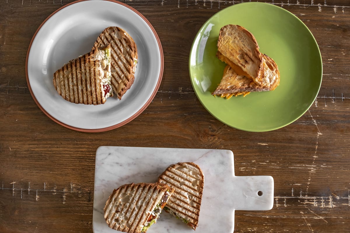 UnBAR Cafe Delivery Menu | Order Online | 12635 Larchmere Blvd ...