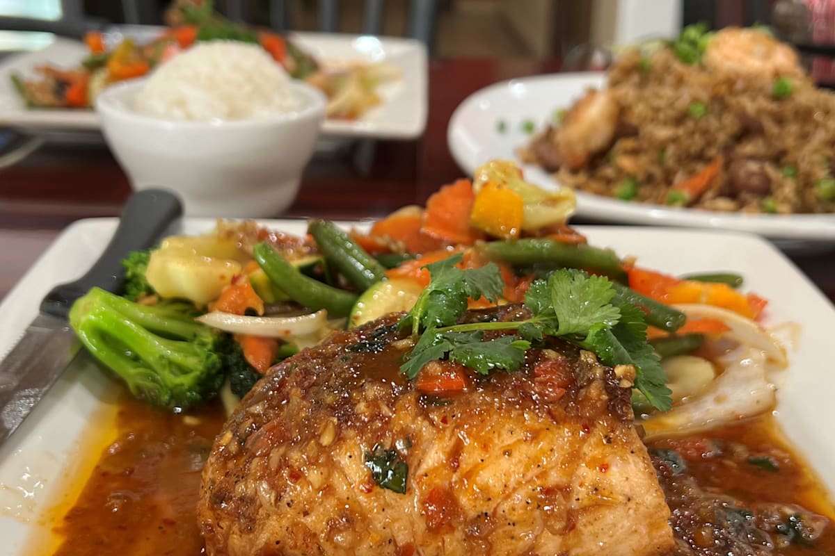 Tasty Thai Restaurant Delivery Menu | Order Online | 14516 Brook Hollow ...