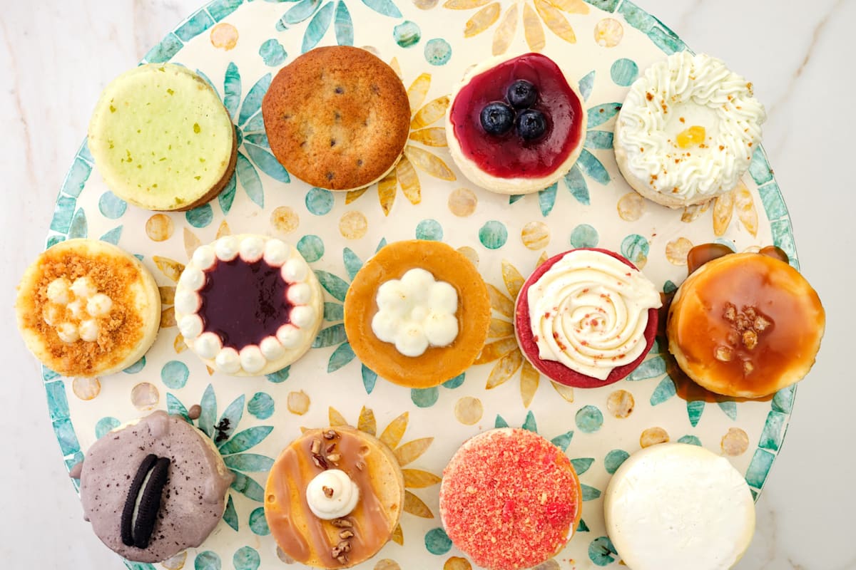 Hiatus Cheesecake - Baltimore, MD Restaurant | Menu + Delivery | Seamless