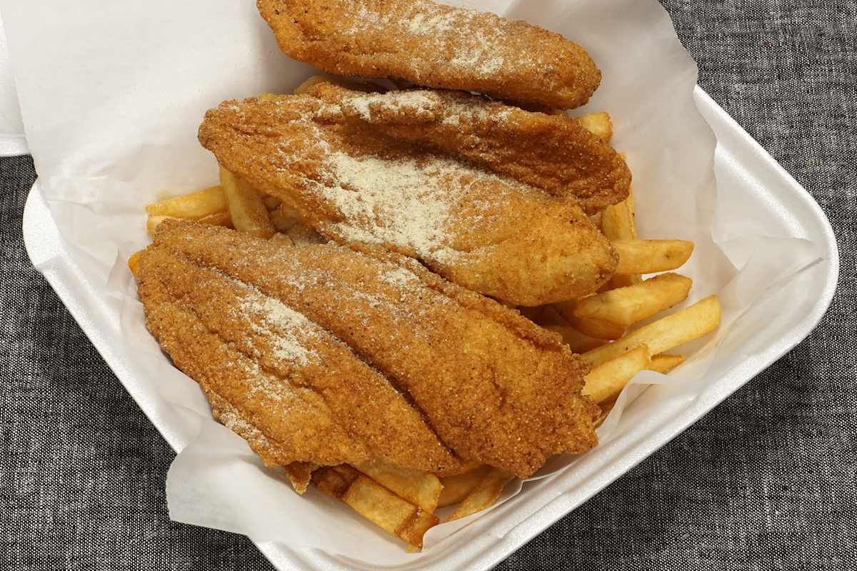 Philly Steak Shrimp Fish & Chicken Max - Chicago, IL Restaurant | Menu ...