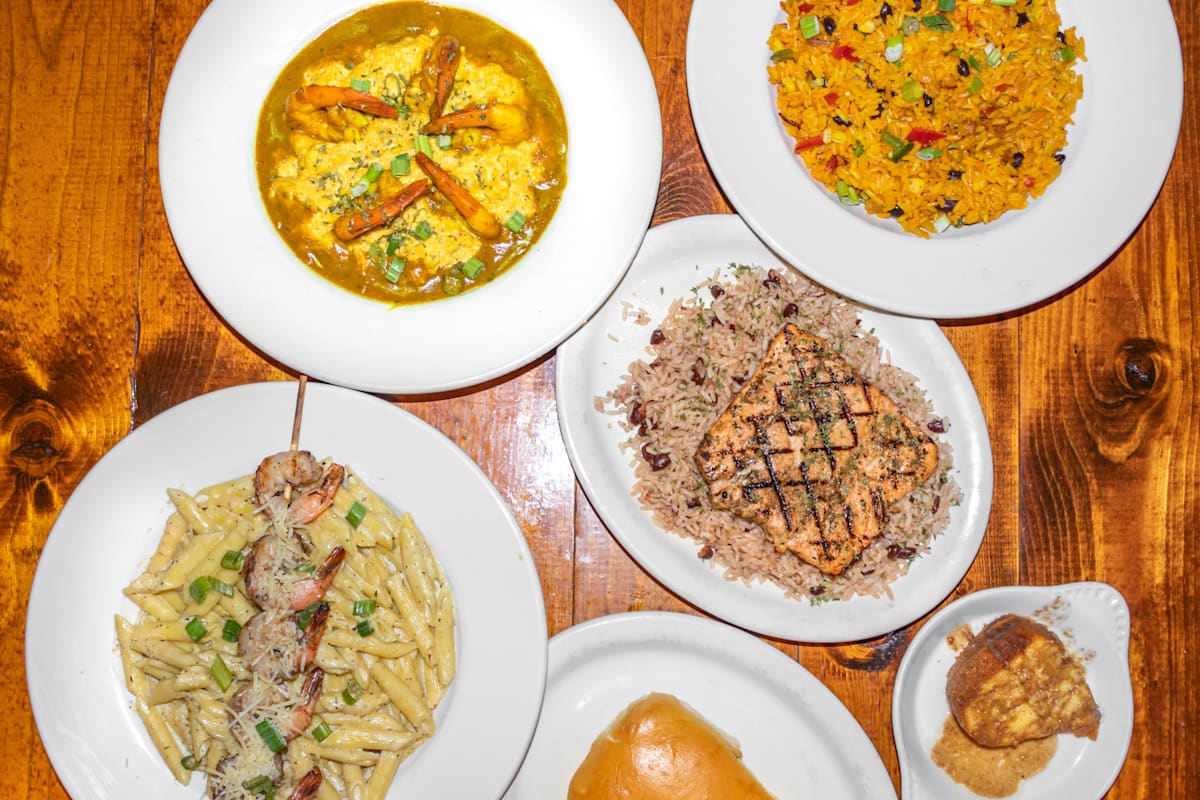 Curry N Jerk - Memphis, TN Restaurant | Menu + Delivery | Seamless