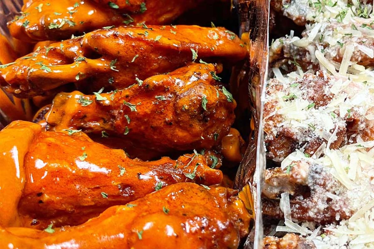 Valley Wings LA Delivery Menu | Order Online | 2679 Highland Rd. Baton ...