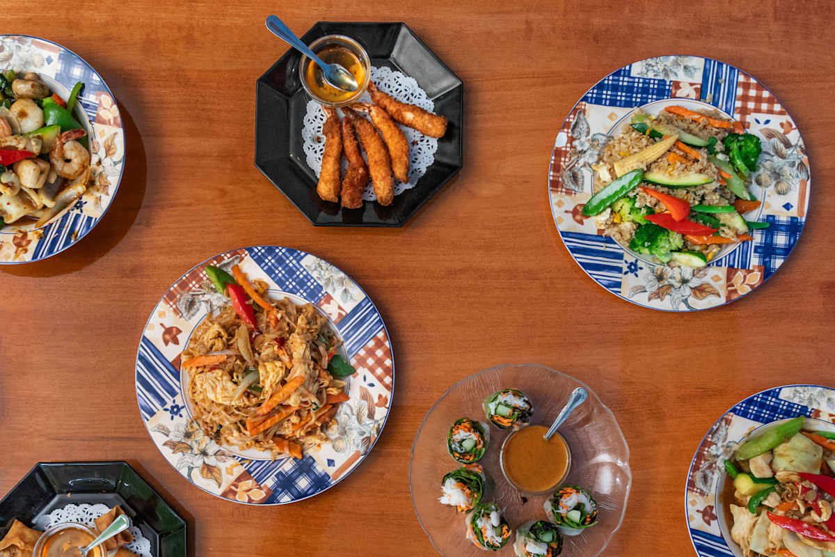 Ruk Mae Healthy Thai Cuisine Delivery Menu | Order Online | 1778 ...