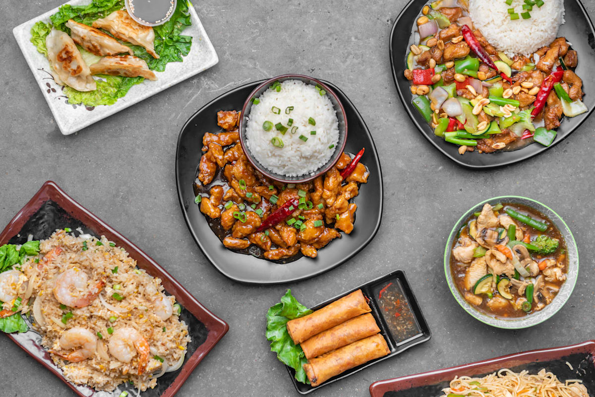 Chungs Chinese kitchen Delivery Menu | Order Online | 5832 Fairdale Ln ...