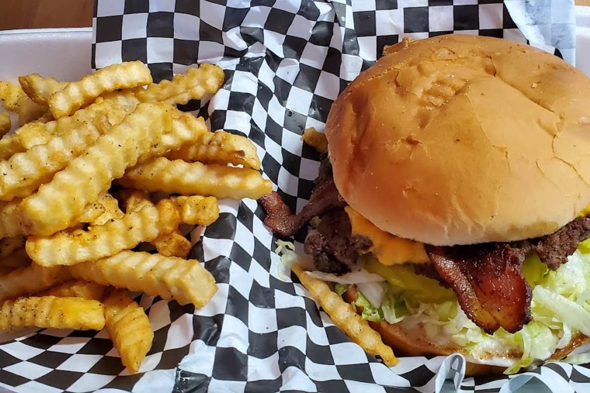 Coaches Box Delivery Menu | Order Online | 705 Oriole Blvd Duncanville ...