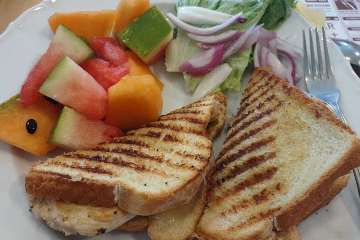 Olive Cafe - Saint John, IN Restaurant | Menu + Delivery | Seamless