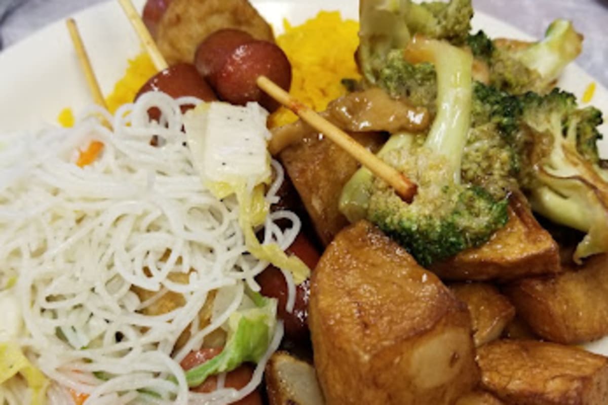 China's Best Buffet Delivery Menu | Order Online | 3416 E Market St ...