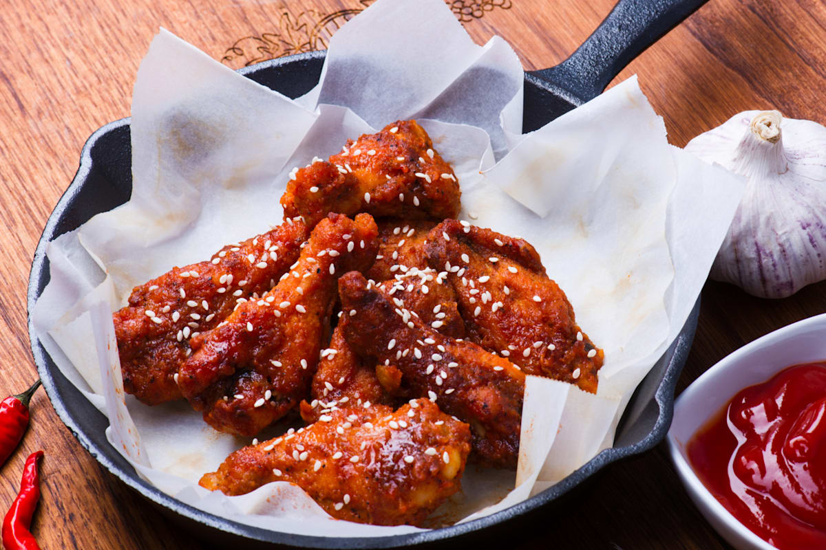 Molly's Chicken Wings Delivery Menu | Order Online | 25-02 Queens Plaza ...