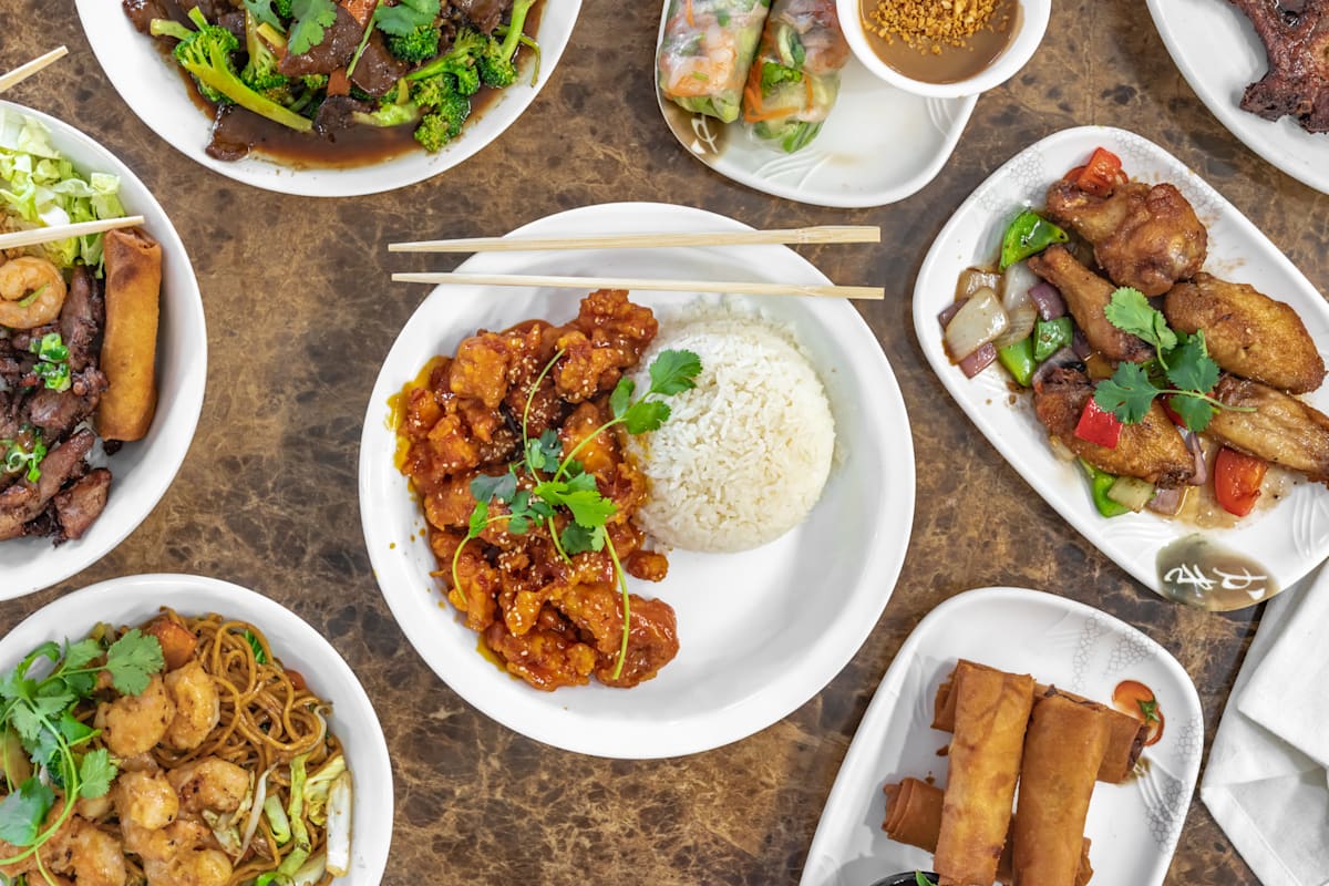 Pho Dera Delivery Menu | Order Online | 200 W Olive Ave #D Madera | Grubhub