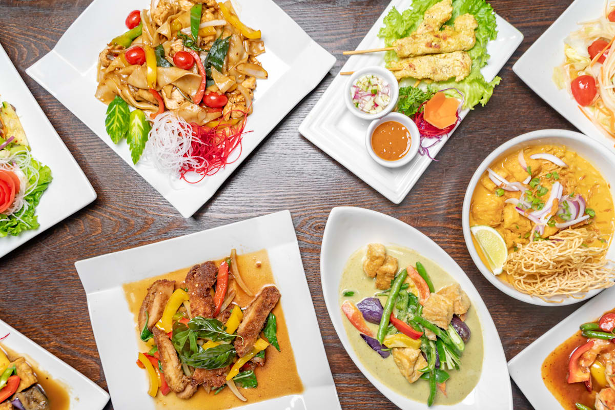 Rod Dee Thai Delivery Menu | Order Online | 340 N Charles St Baltimore ...