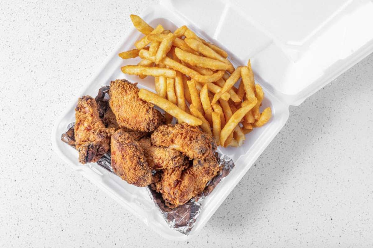 The Munchie Station - Boston, MA Restaurant | Menu + Delivery | Seamless