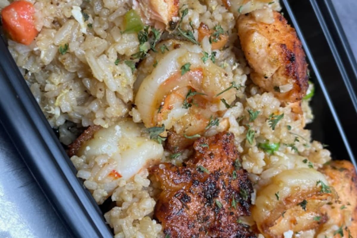 Hill's Kitchen Delivery Menu | Order Online | 552 Congress Ave New ...