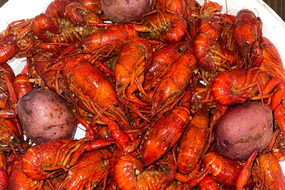 Crawfish Pot Delivery Menu | Order Online | 3221 West Pinhook Road ...