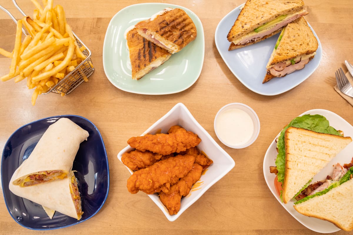 Central Market New York - New York, NY Restaurant | Menu + Delivery ...