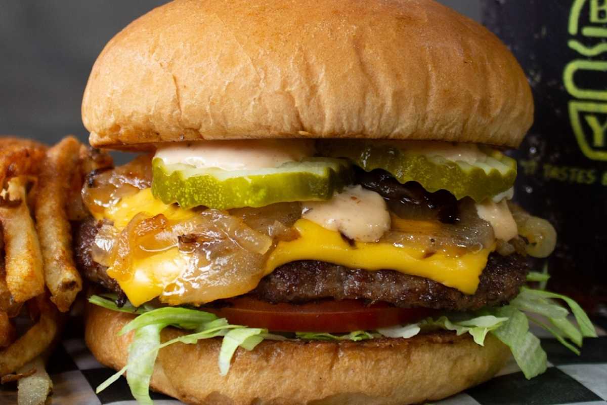 Burger Yard Delivery Menu | Order Online | 13680 Pennsylvania Rd ...