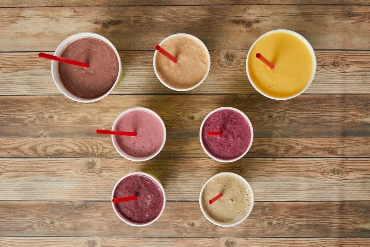Berry Blendz Delivery Menu | Order Online | 17021 Lincoln Ave Parker ...
