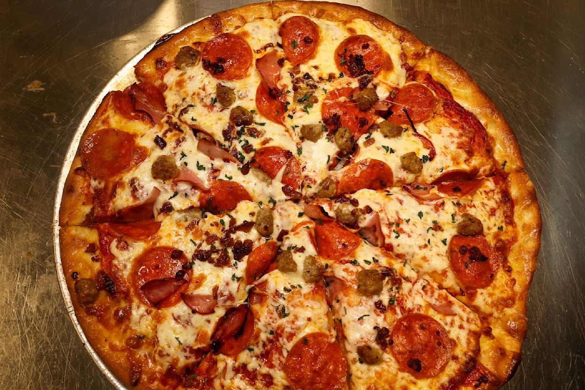 Mob Boss Pizzeria - Mobile, AL Restaurant | Menu + Delivery | Seamless