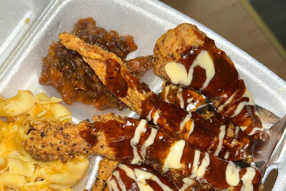 The Wing District - Gurnee, IL Restaurant | Menu + Delivery | Seamless