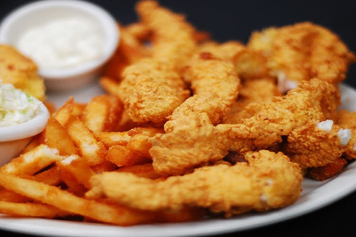 Sharks Delivery Menu | Order Online | 8712 S Cicero Ave Oak Lawn | Grubhub