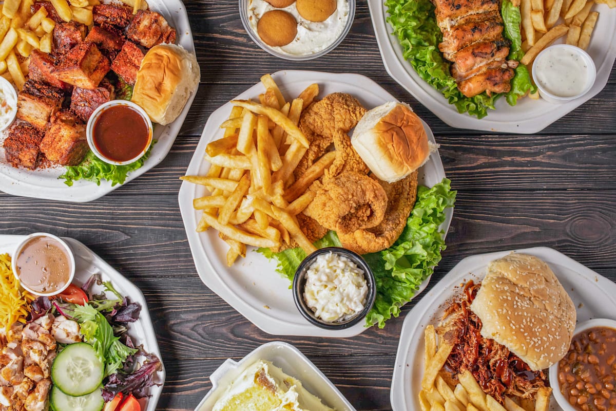 Runway Grille Delivery Menu | Order Online | 3183 Winchester Rd Memphis ...