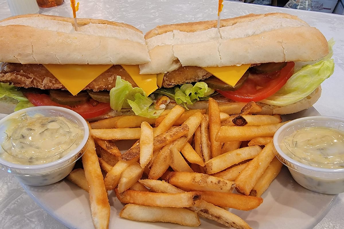 Eazers Restaurant - New Kensington, PA Restaurant | Menu + Delivery ...