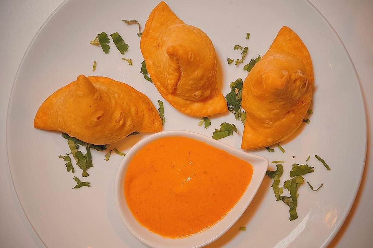 Noon Mirch Kitchen & Bar Delivery Menu | Order Online | 505 E Nasa Pkwy ...