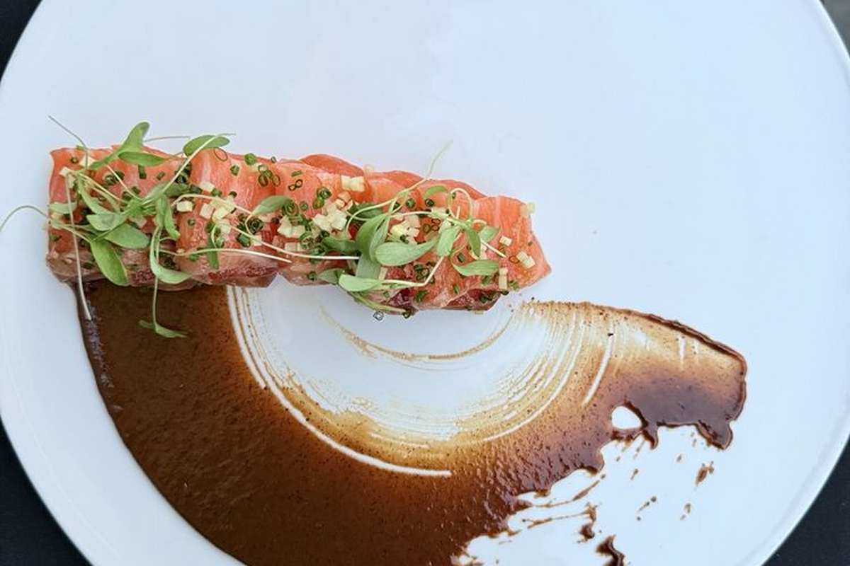 Uni - Boston, MA Restaurant | Menu + Delivery | Seamless