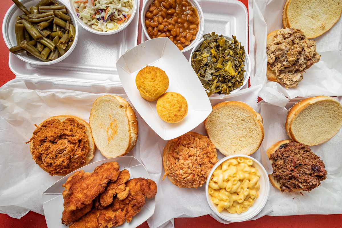 Lakeside Barbeque Delivery Menu | Order Online | 6920 Lakeside Avenue ...