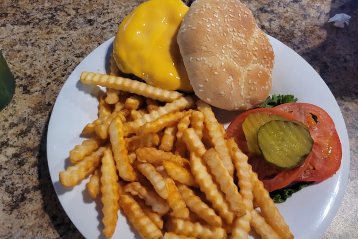 Phoenix Food & Spirits - Omaha, NE Restaurant | Menu + Delivery | Seamless