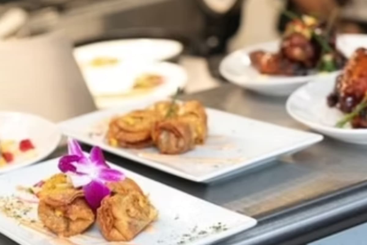 Drift BK Restaurant - Brooklyn, NY Restaurant | Menu + Delivery | Seamless