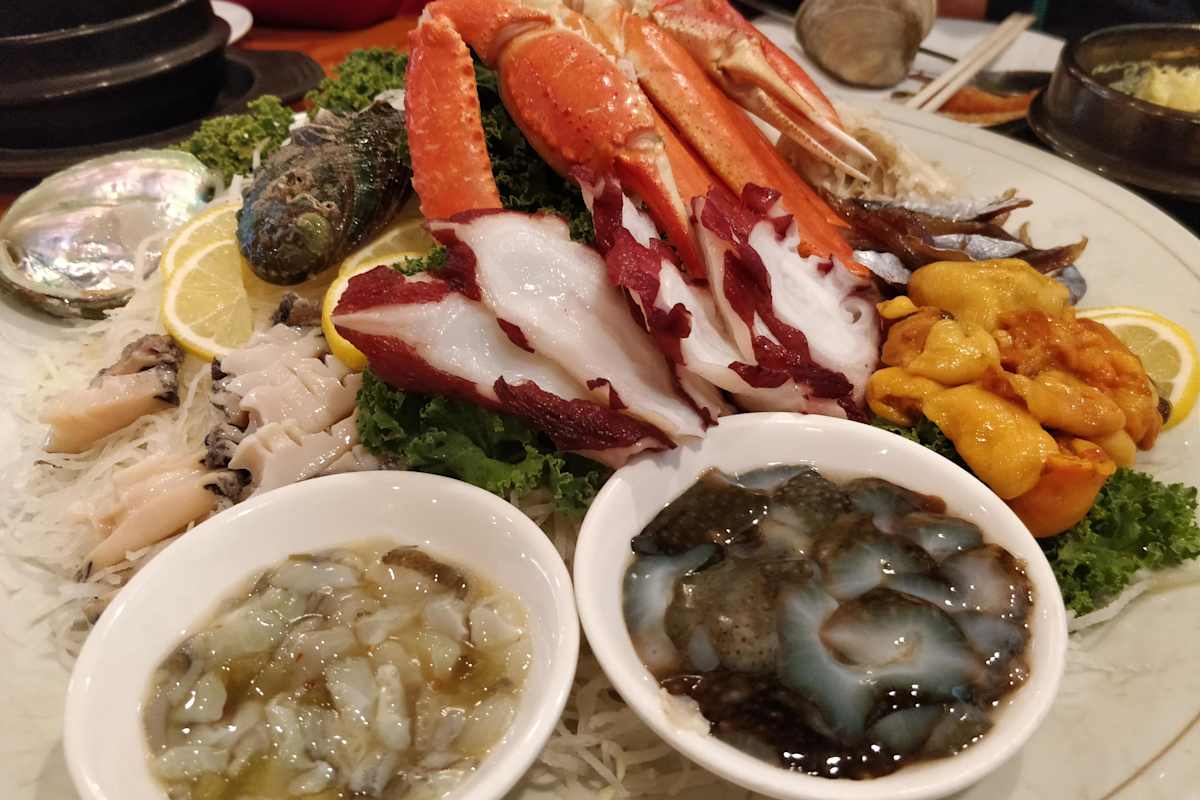 Golden Sushi - Flushing, NY Restaurant | Menu + Delivery | Seamless