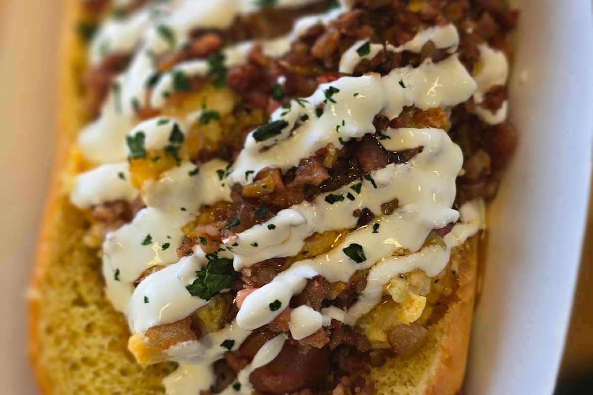 Doggie's Mac's Delivery Menu | Order Online | 127 N Belt E Swansea ...