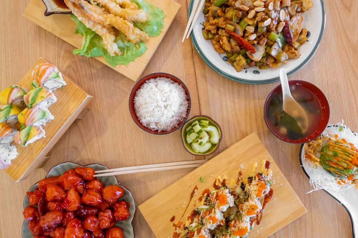 Yes Restaurant Chinese & Japanse Delivery Menu | Order Online | 4240 NE ...