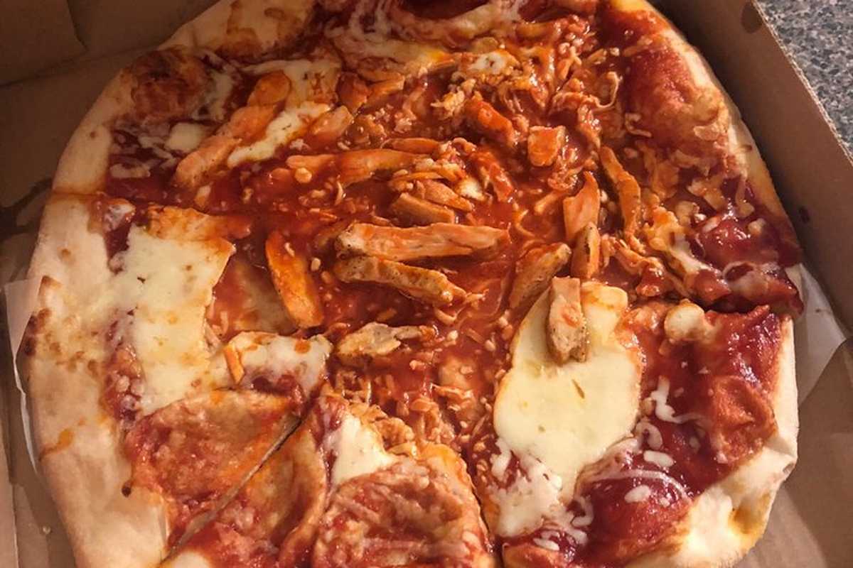 Naps Pizza - Bloomsburg, PA Restaurant | Menu + Delivery | Seamless