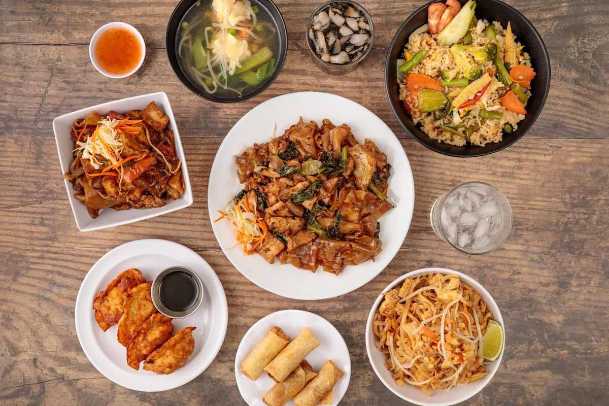Noodlepan Thai Fusion Delivery Menu | Order Online | 1809 Victory Blvd ...