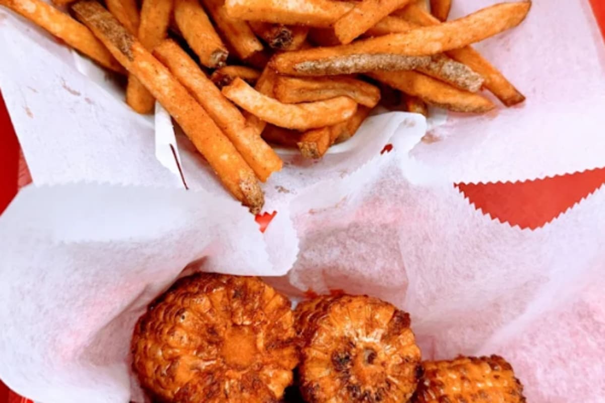 Urban Melt Delivery Menu | Order Online | 1038 Weiland Rd Buffalo Grove ...