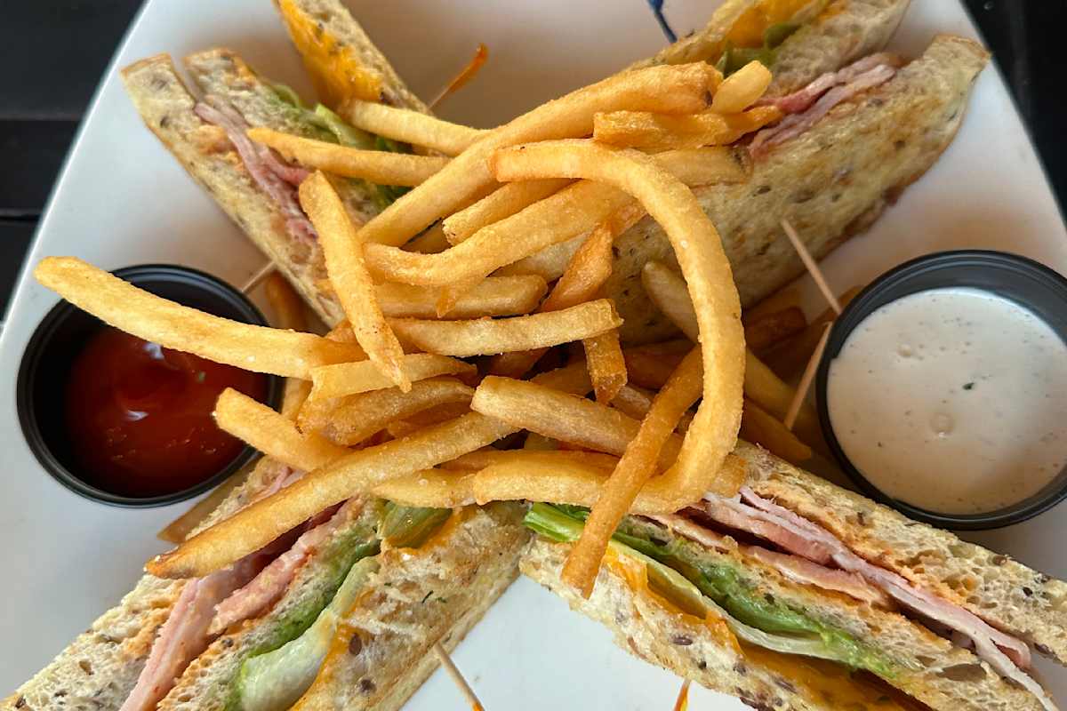 LOZA Kitchen & Bar - Ceres, CA Restaurant | Menu + Delivery | Seamless