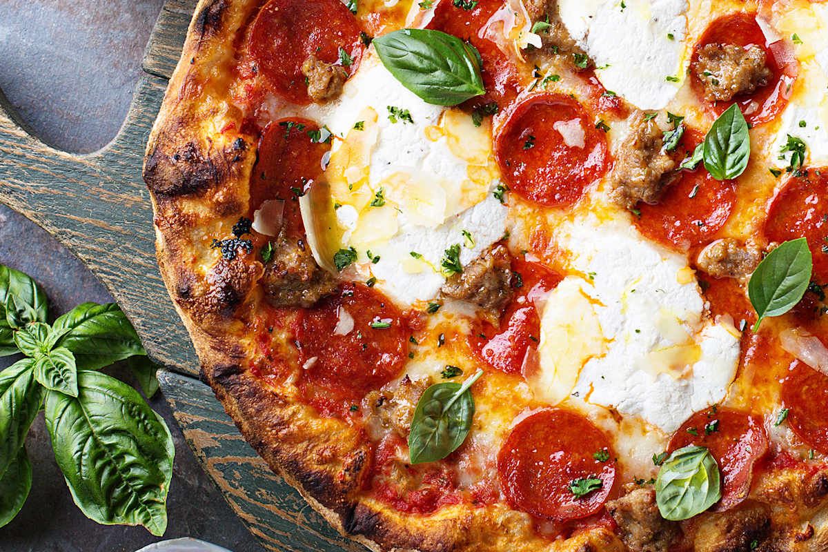 Leon's Legendary Pizza Delivery Menu | Order Online | 137 S Las Posas ...