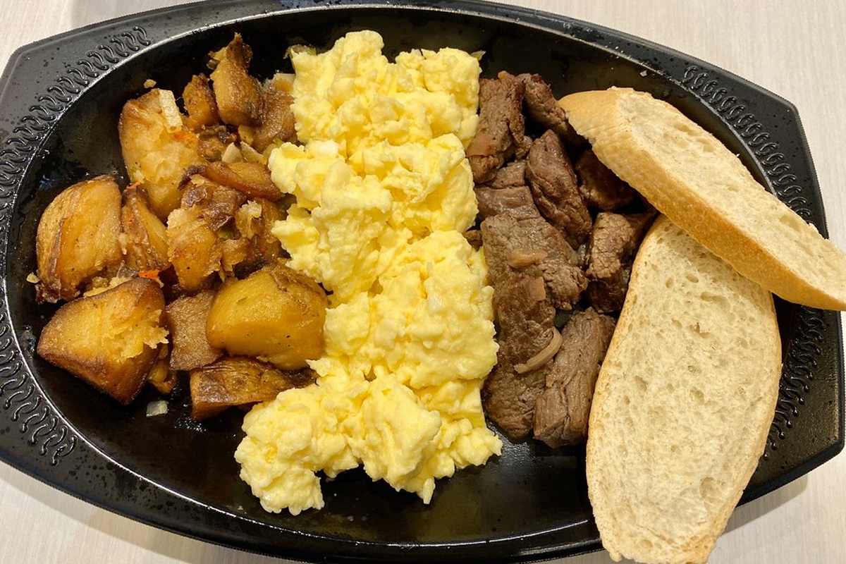 Don Pan Bakery Delivery Menu | Order Online | 9801 Pines Blvd A ...
