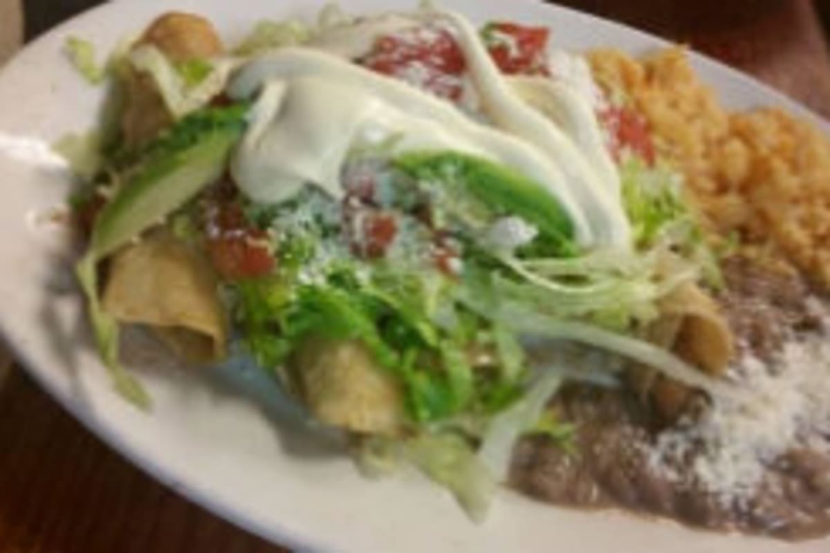 Supermarket Salsitas Delivery Menu | Order Online | 711 S Wall St ...