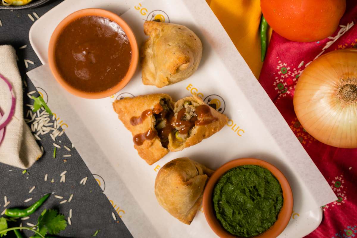 Eggholic - Indian Street Food Delivery Menu | Order Online | 1679 Oak ...