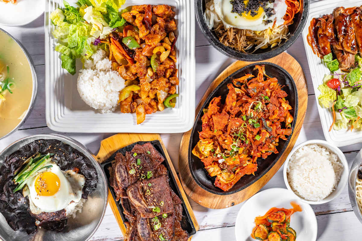 Spooners Bar and Grill Delivery Menu | Order Online | 2325 D St La ...