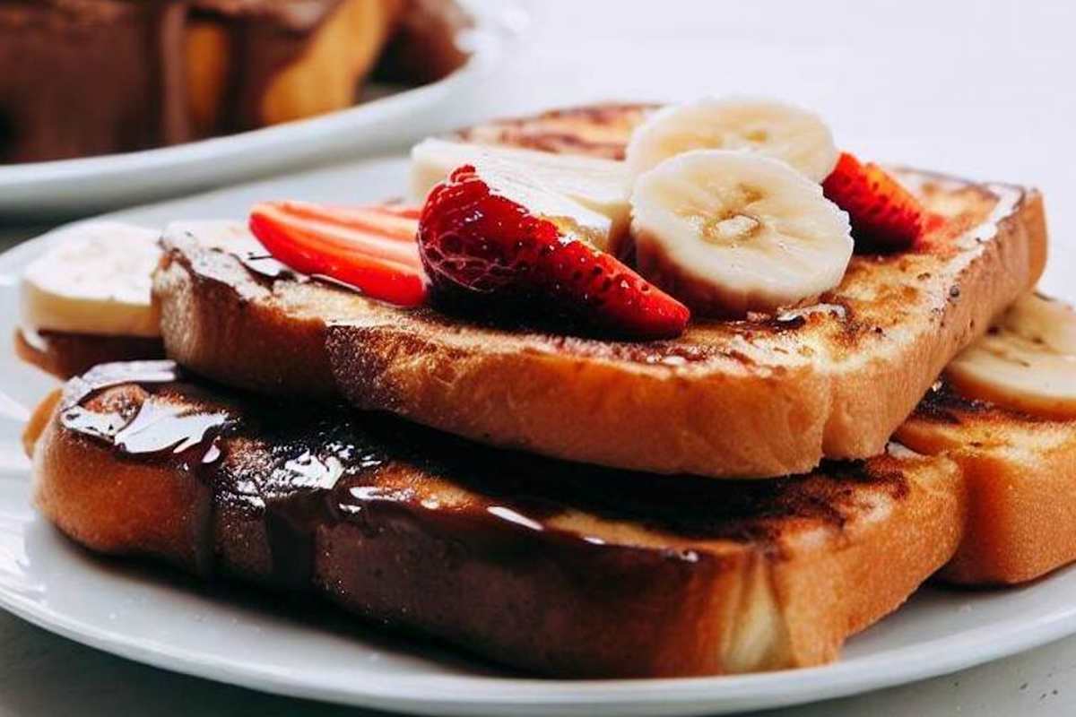 Famous French Toast - Atlanta, GA Restaurant | Menu + Delivery | Seamless