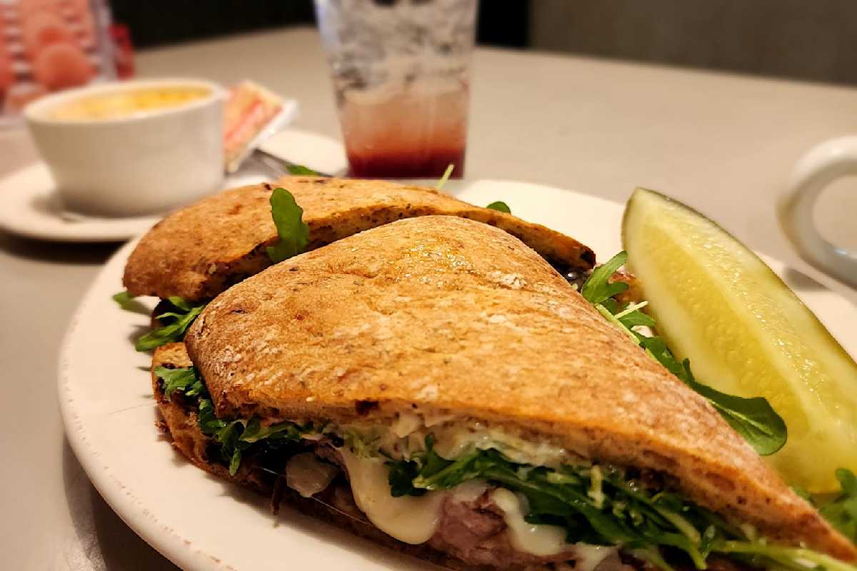 The Omelette Shoppe-E Front St Delivery Menu | Order Online | 1209 E ...